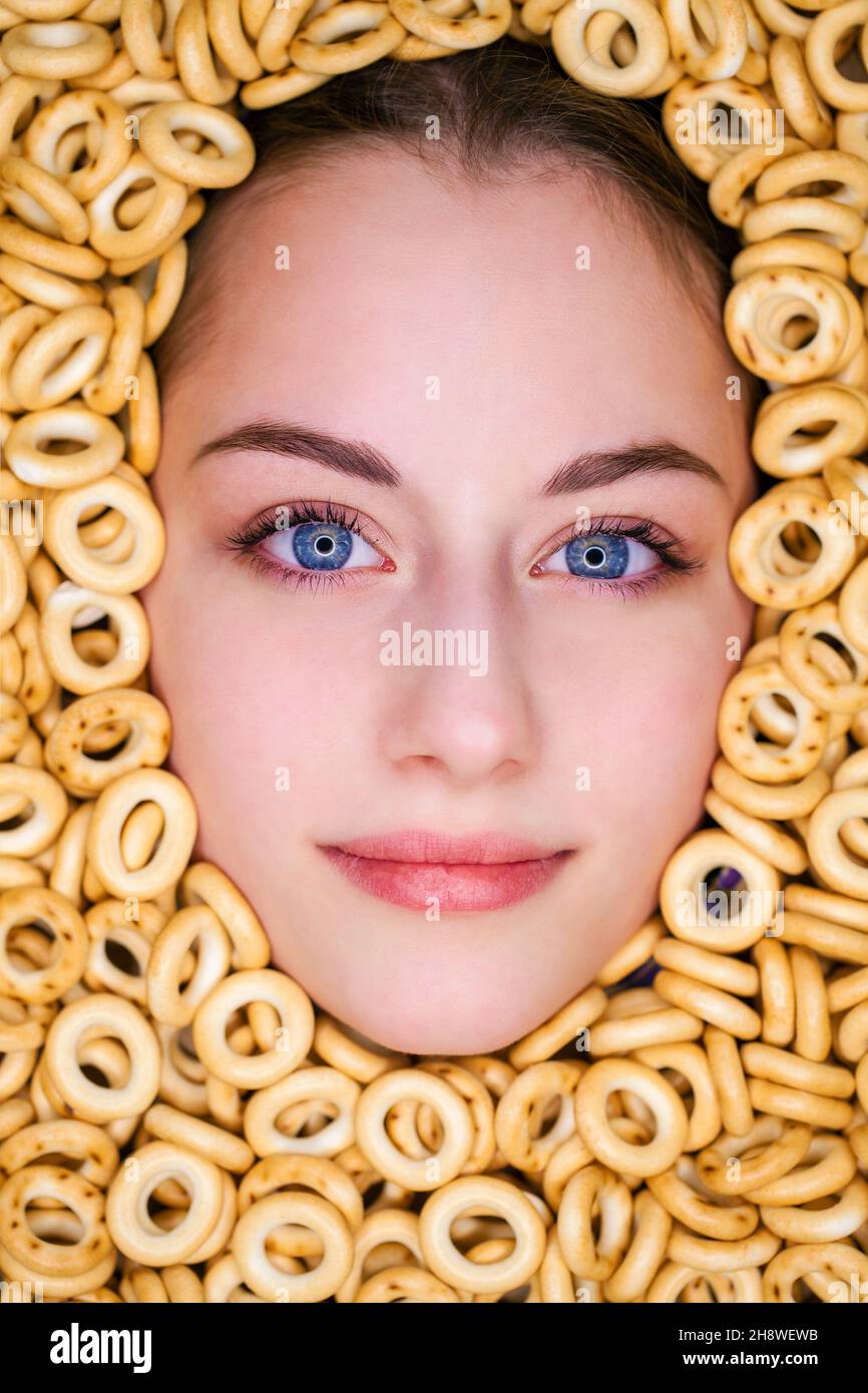 Bagel face hi-res stock photography and images - Alamy