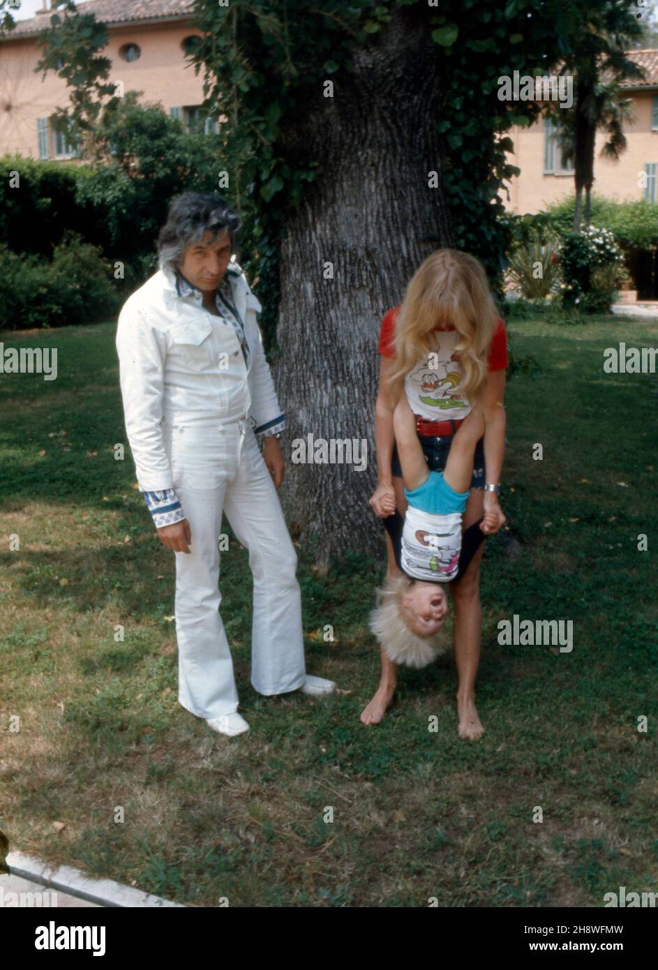 Mirja Larson und Unternehmer Gunter Sachs mit Sohn Christian Gunnar im ...