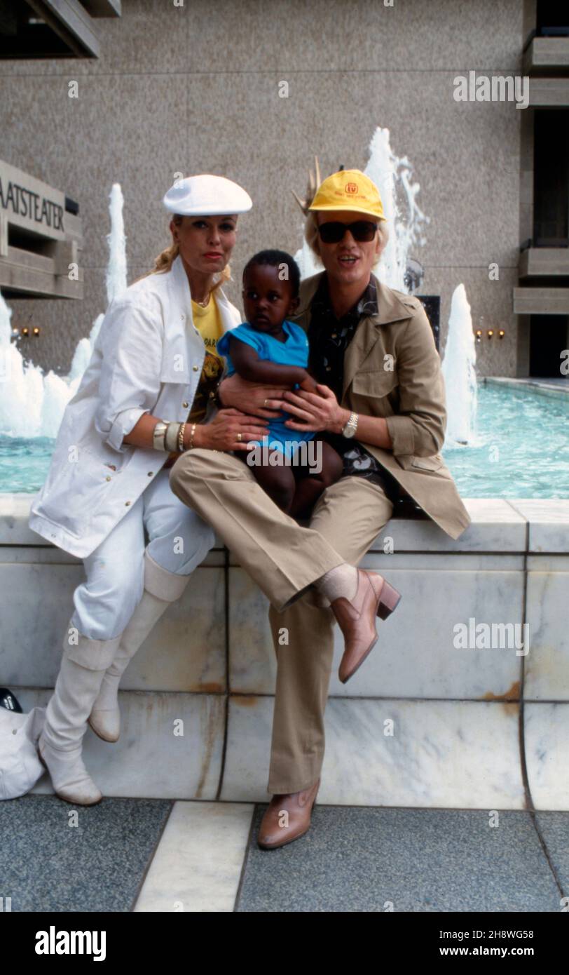 Heino, deutscher Musiker und Schlagersänger, und Ehefrau Hannelore mit ...