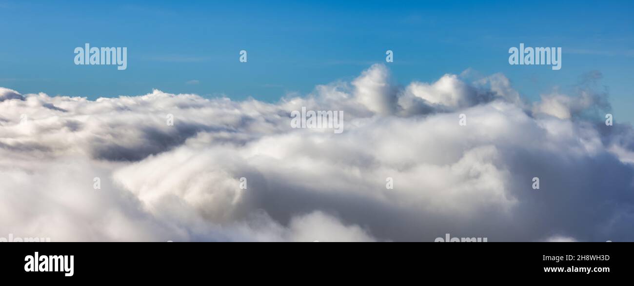 Puff clouds hi-res stock photography and images - Alamy