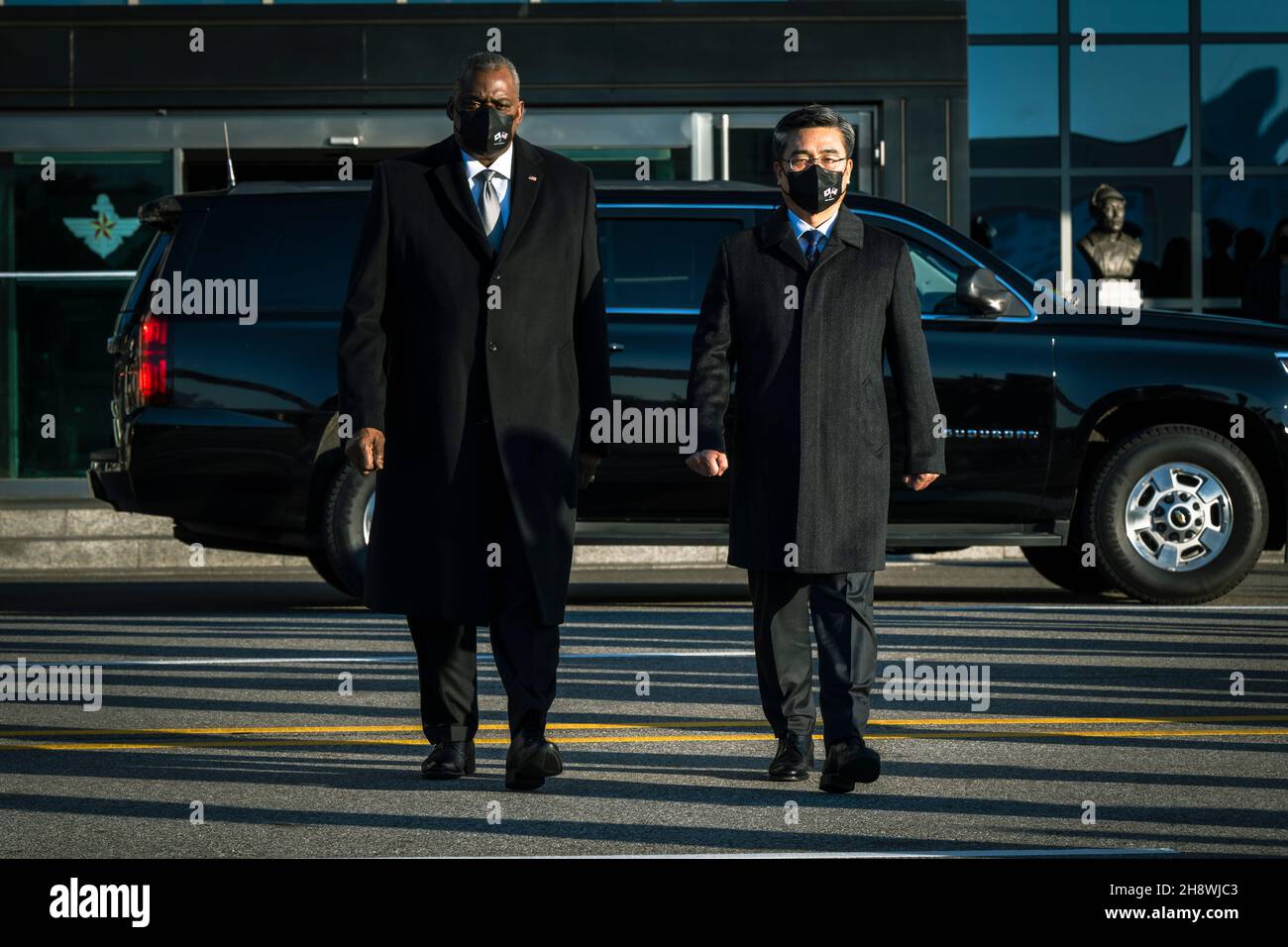 Suh wook hi-res stock photography and images - Alamy