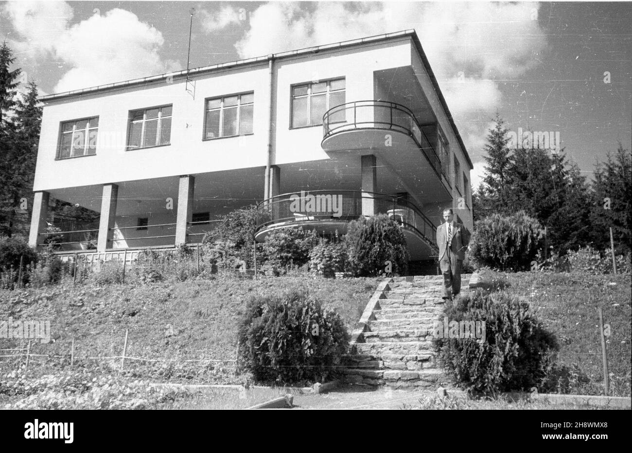 Tuberculosis sanatorium hi-res stock photography and images - Alamy
