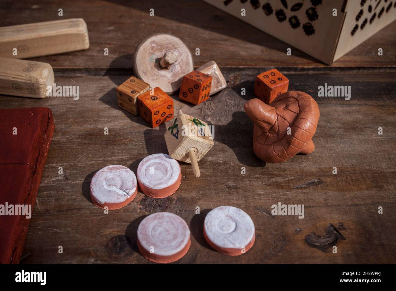 Roman board games hi-res stock photography and images - Alamy