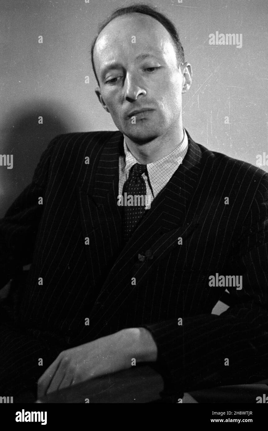 Polska, 1946-01-01. Kompozytor i dyrygent Witold Lutos³awski. po/gr PAP ...