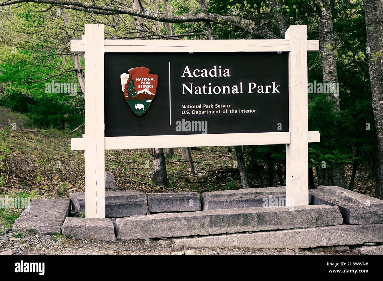 Acadia national park entrance sign hi-res stock photography and images ...