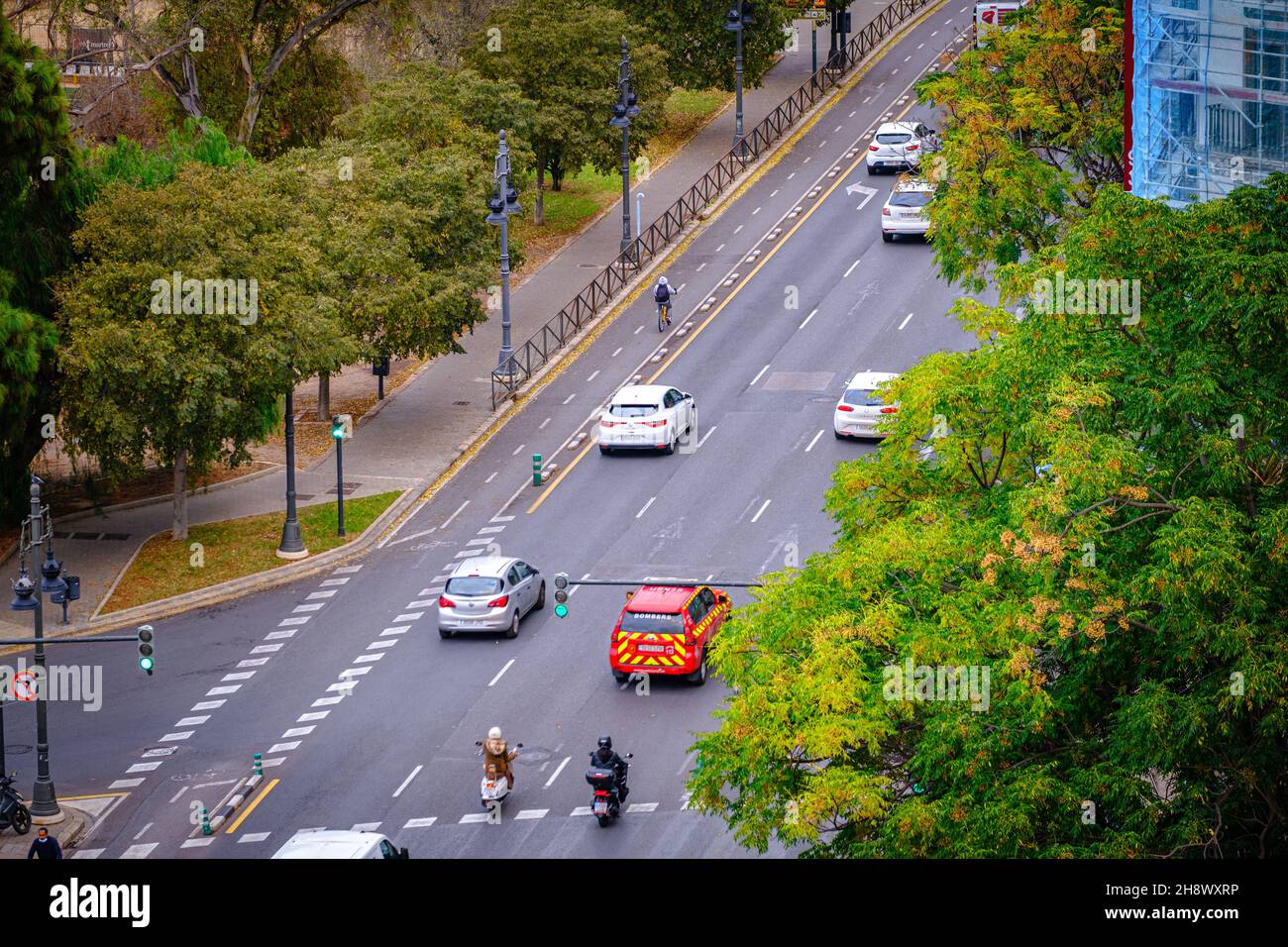 Fuego rojo hi-res stock photography and images - Alamy