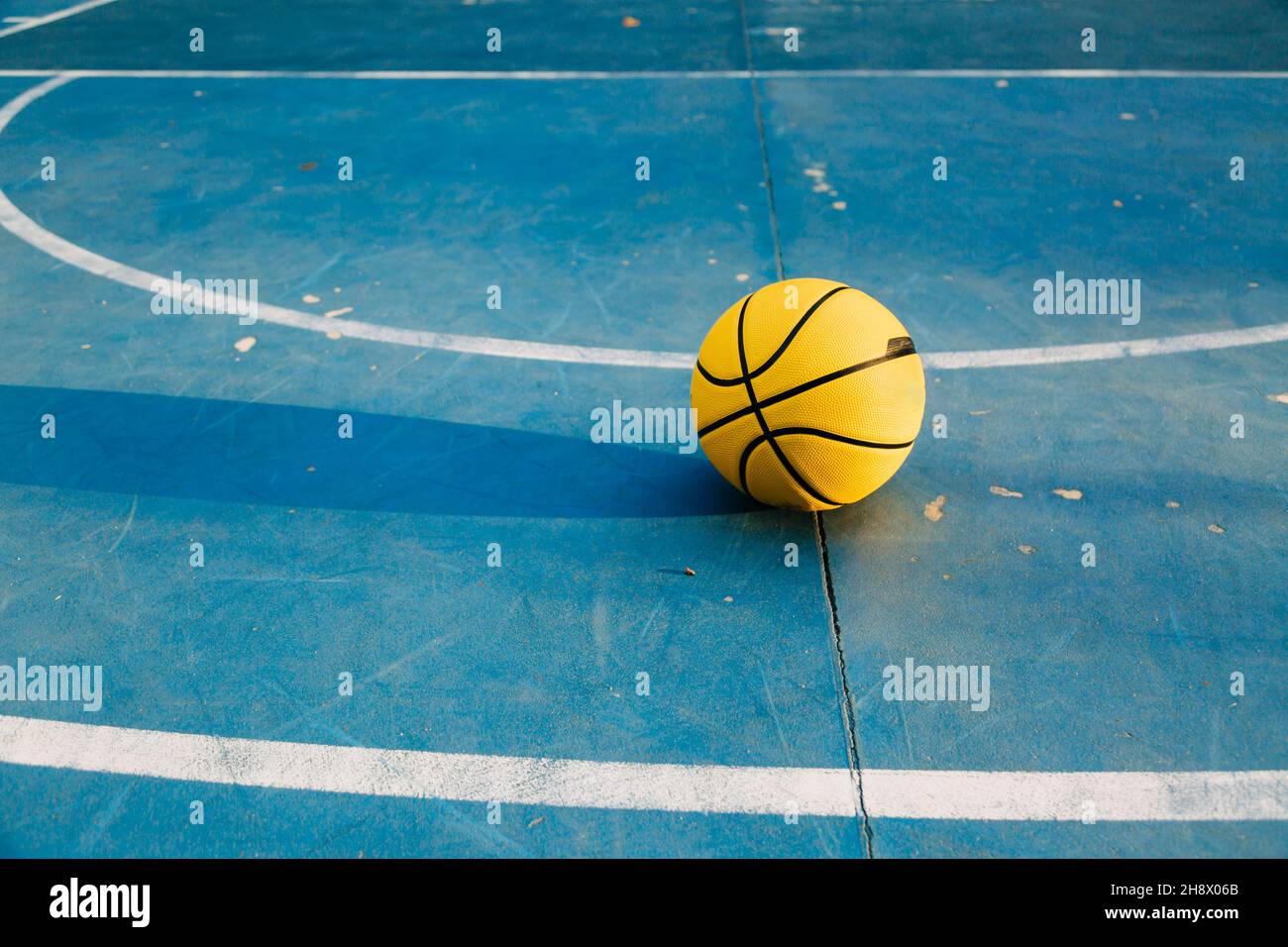 Basketball court construction hi-res stock photography and images - Alamy