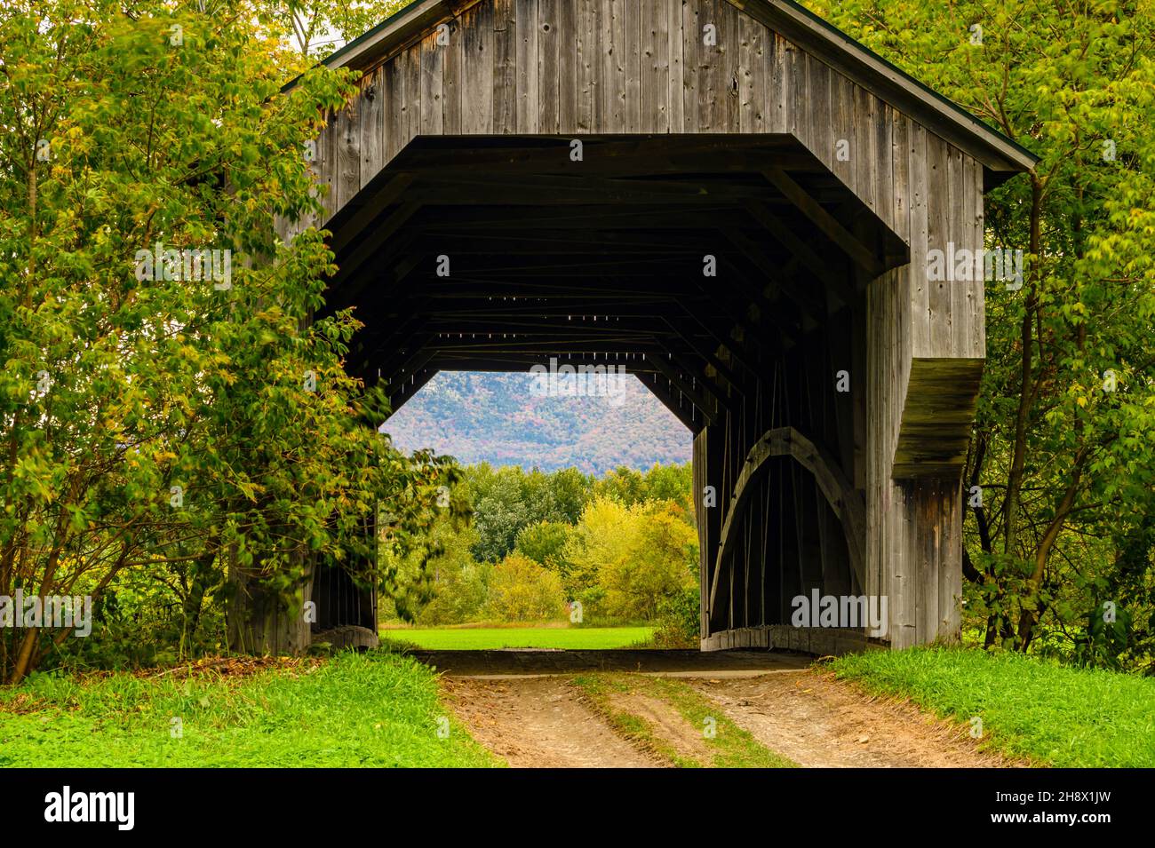 Gates Farm Covered bridge crossing the Seymour River, Cambridge ...