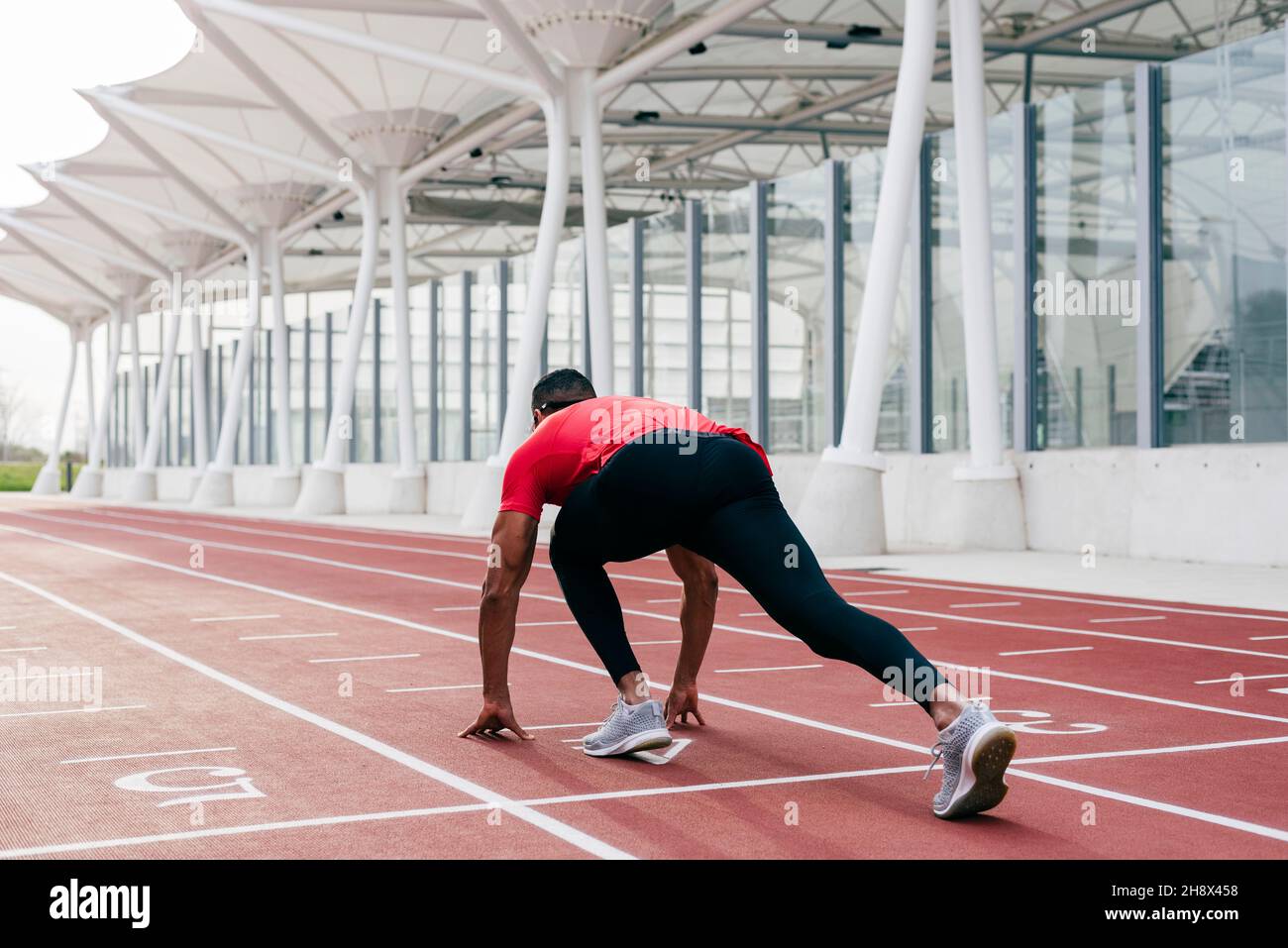 Sprinter starting position hi-res stock photography and images - Alamy