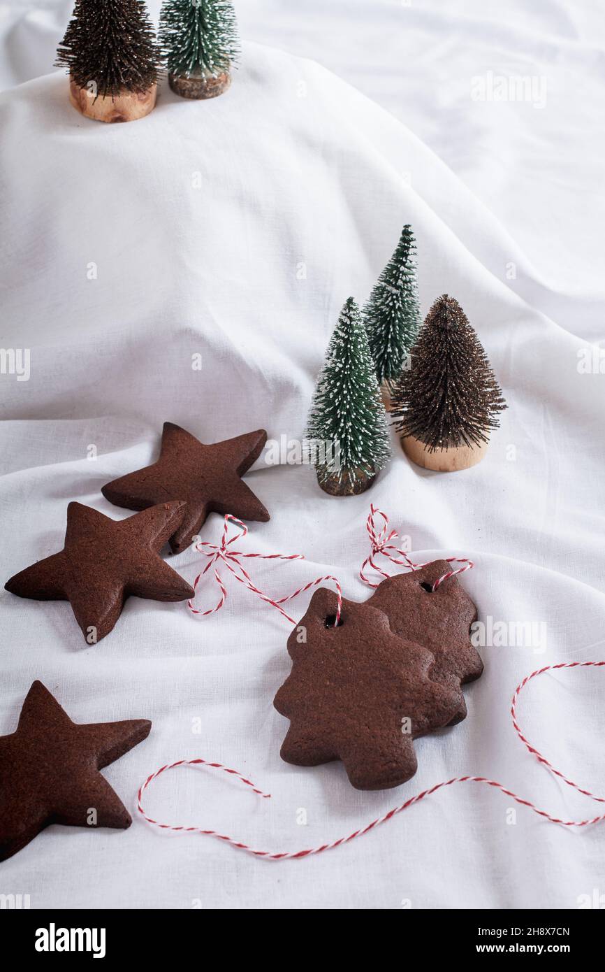 Christmas tree and star shaped chocolate gingerbread biscuits (cookies ...