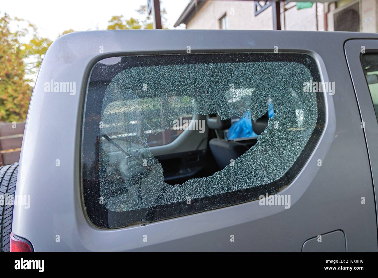 Damage exterior hi-res stock photography and images - Alamy