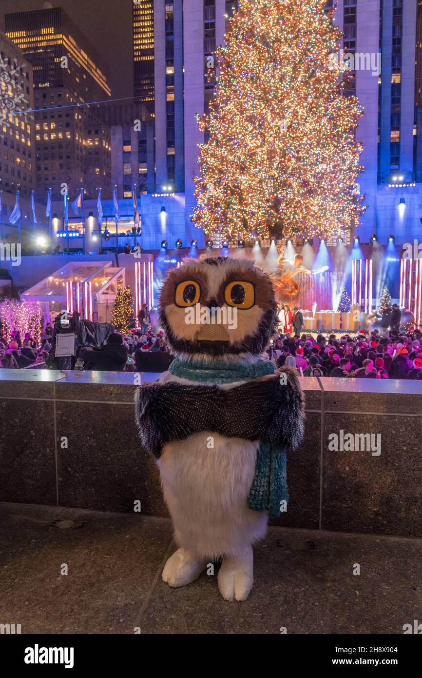 New York, NY - December 1, 2021: "Rockefeller the Owl" mascot is seen ...