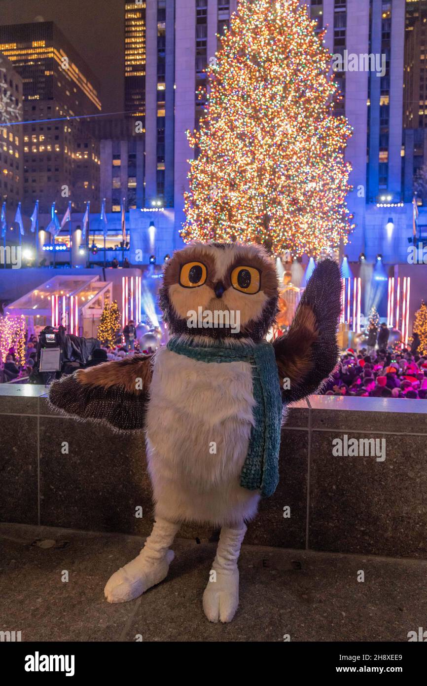 New York, New York, USA. 1st Dec, 2021. New York, NY - December 1, 2021 ...