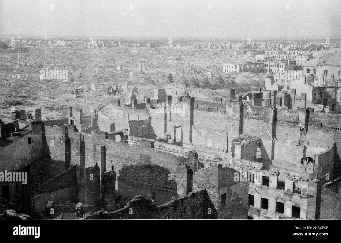Warszawa, 1946. Ruiny dawnego getta. pp PAP/Stanis³aw D¹browiecki ...