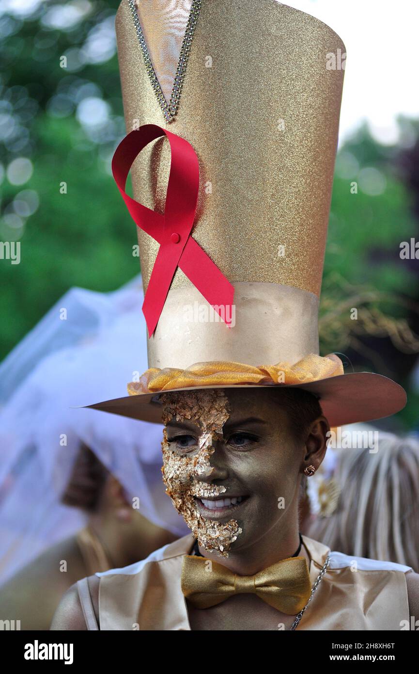 16 to life hi-res stock photography and images - Alamy