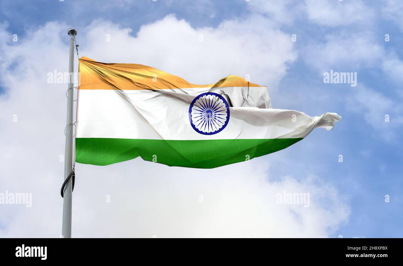 Indian flag with blue sky hi-res stock photography and images - Alamy