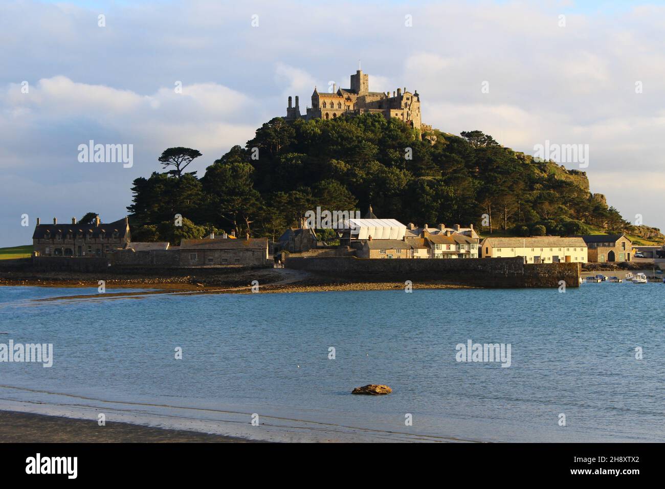 A landmark in cornwall hi-res stock photography and images - Alamy