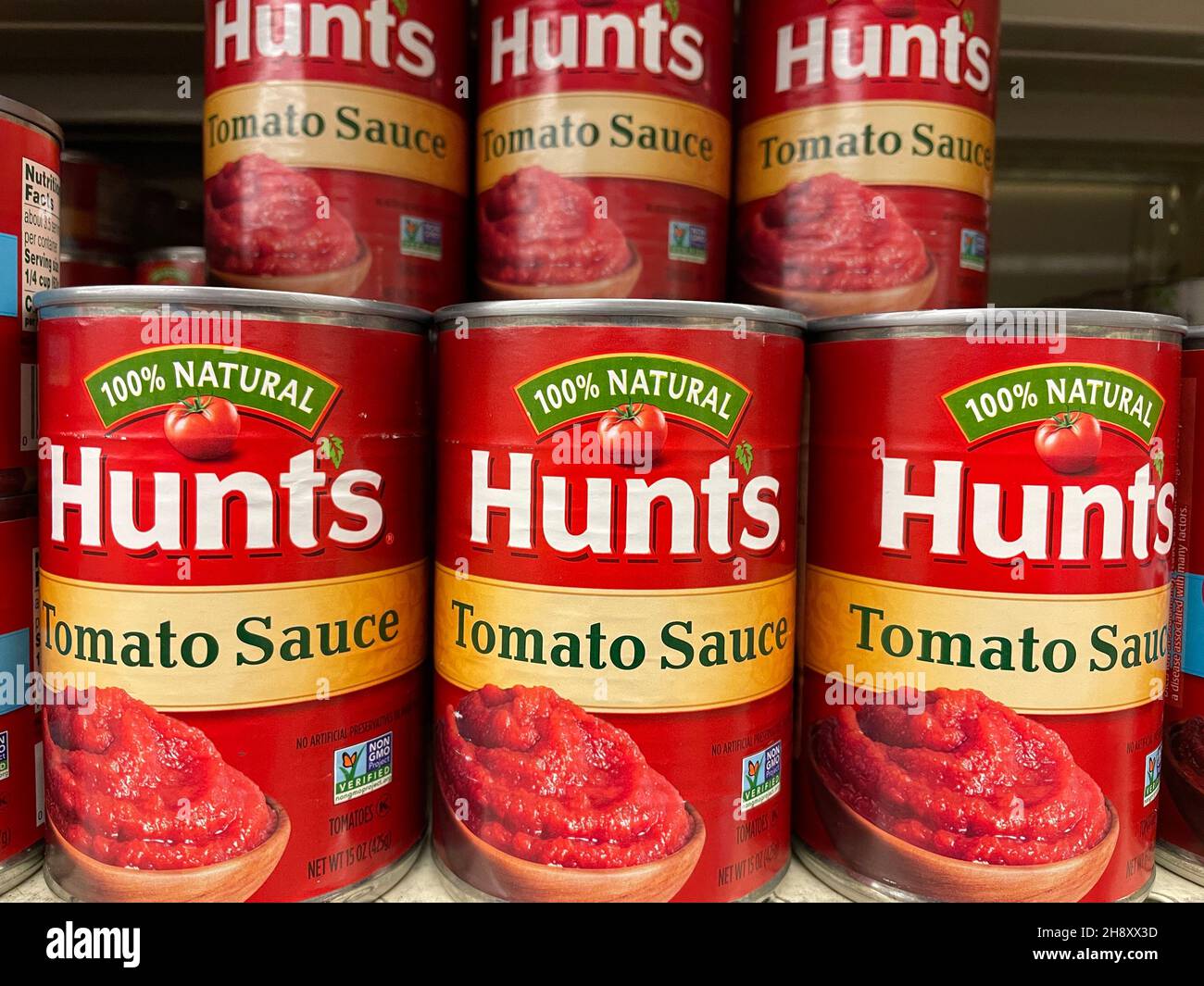 Hunts tomato sauce hi-res stock photography and images - Alamy