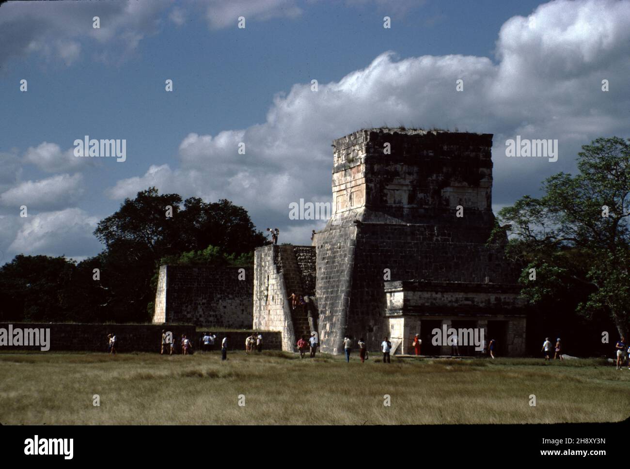 Chichen Itza Yucatan Mexico. 12/24/1985. Visitor pathway to Chichen ...