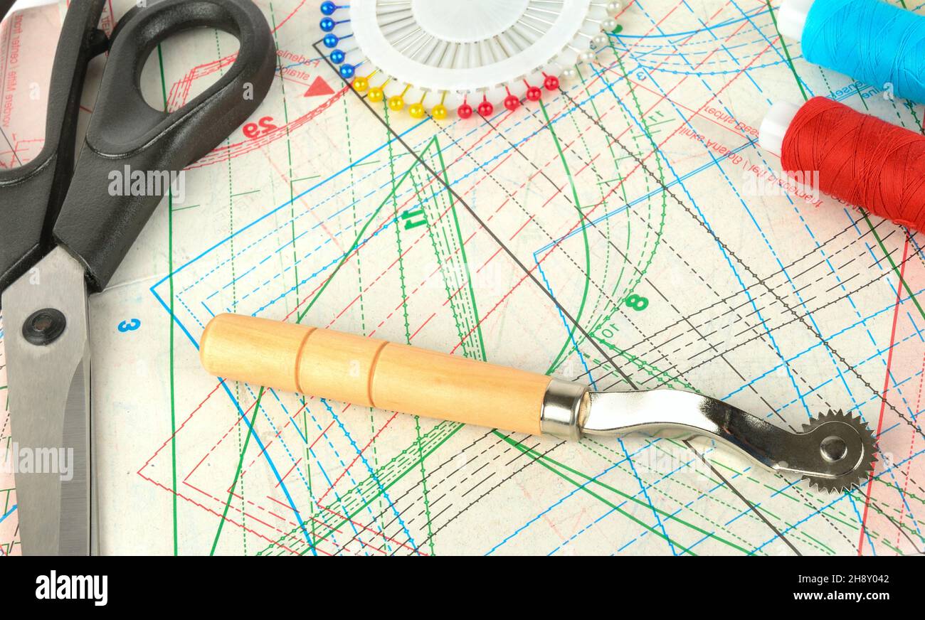 Dressmaking patterns hi-res stock photography and images - Alamy