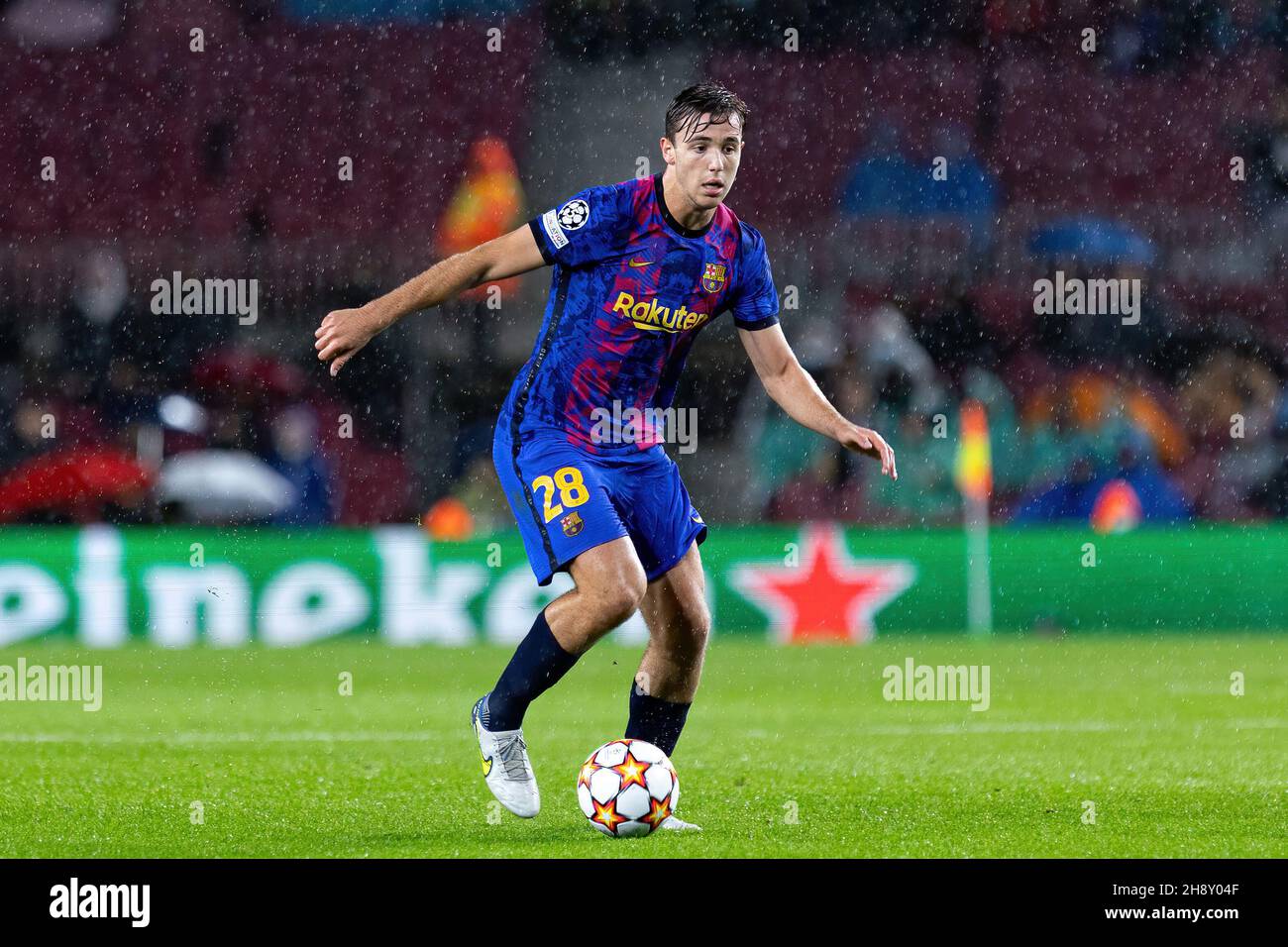 BARCELONA - NOV 23: Nico in action during the Uefa Champions League ...