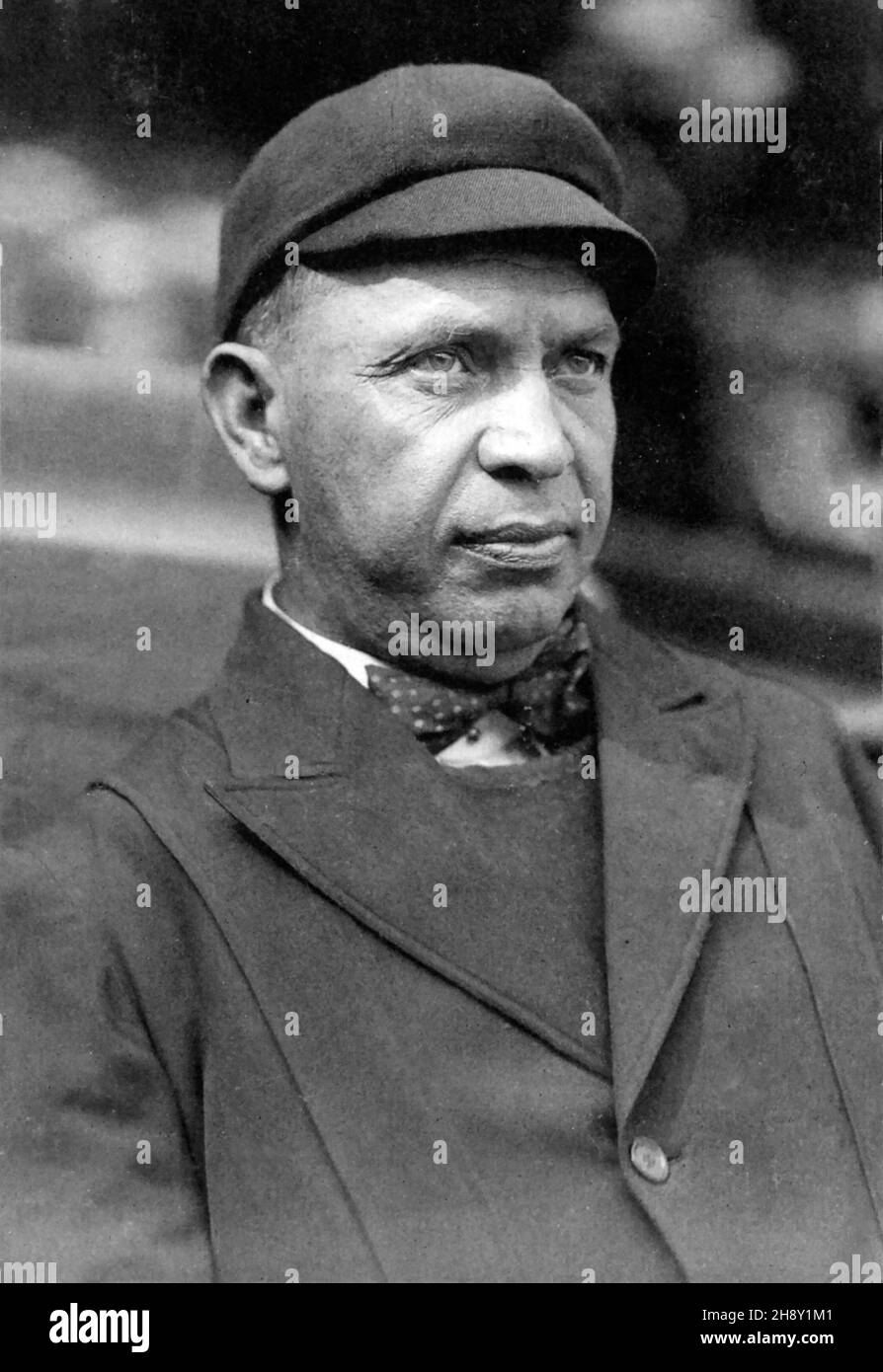 Umpire bill klem hi-res stock photography and images - Alamy