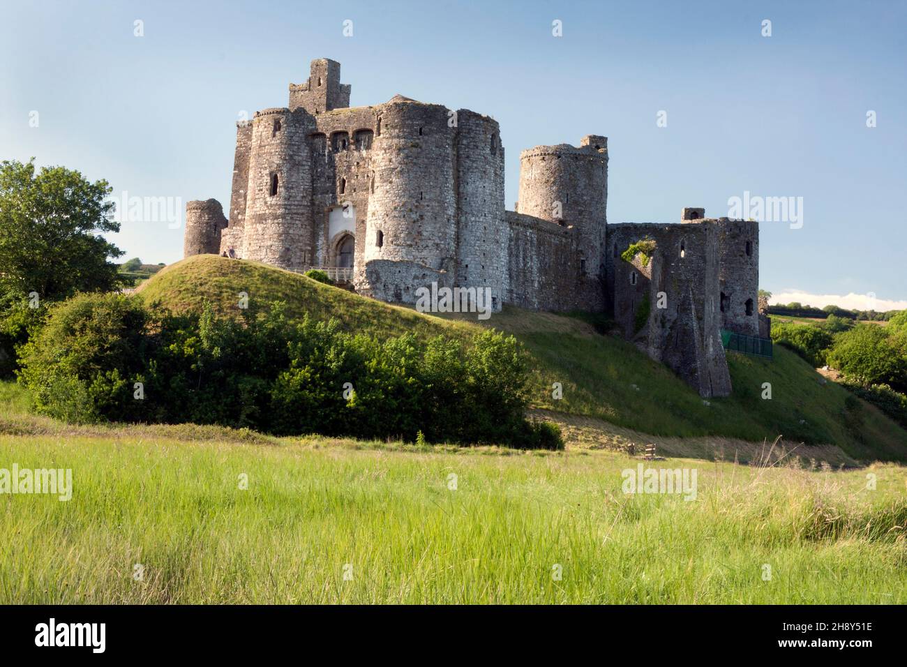 Kidwelly Castle, Pembrokeshire, Wales Stock Photo - Alamy