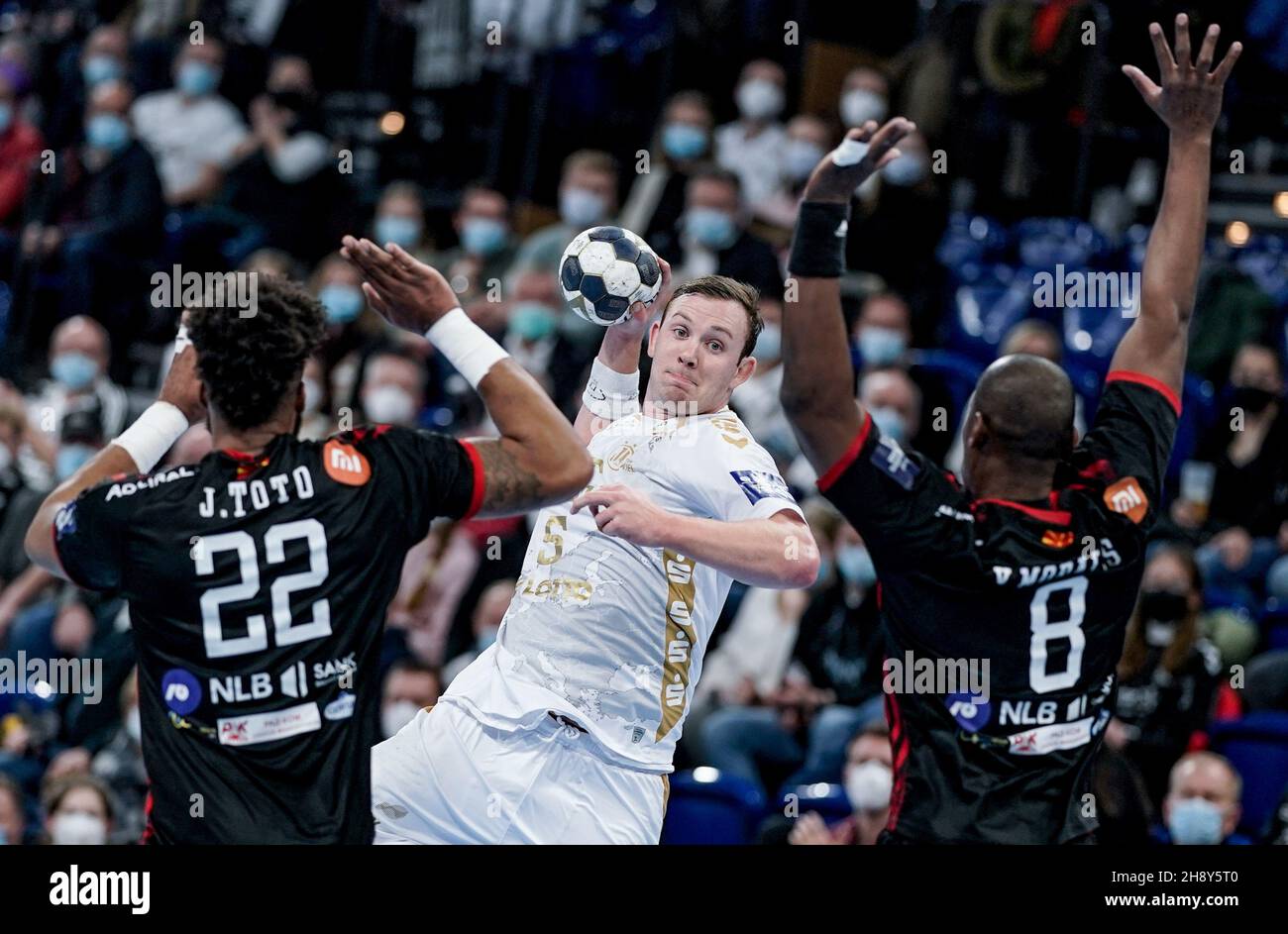 Kiel, Germany. 02nd Dec, 2021. Handball: Champions League, THW Kiel ...