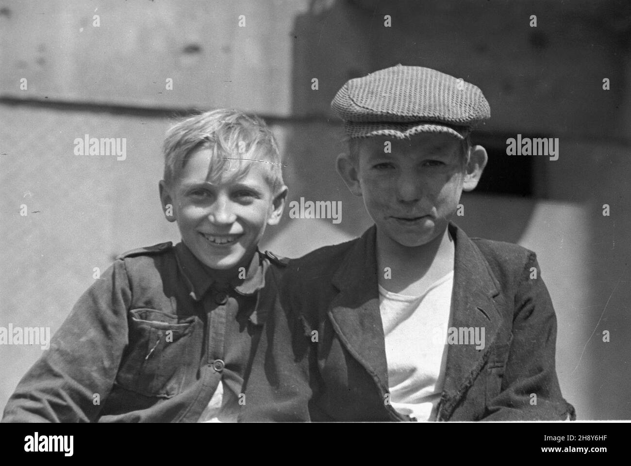 War time hardships Black and White Stock Photos & Images - Alamy
