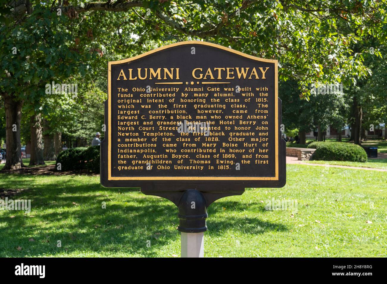 Alumni park hi-res stock photography and images - Alamy