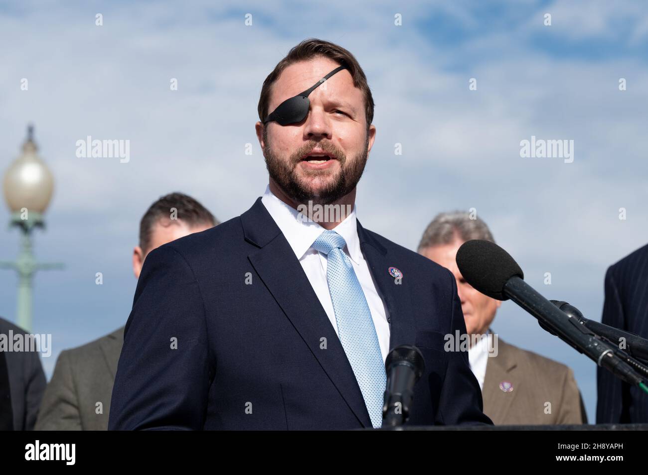 Dan crenshaw hi-res stock photography and images - Alamy
