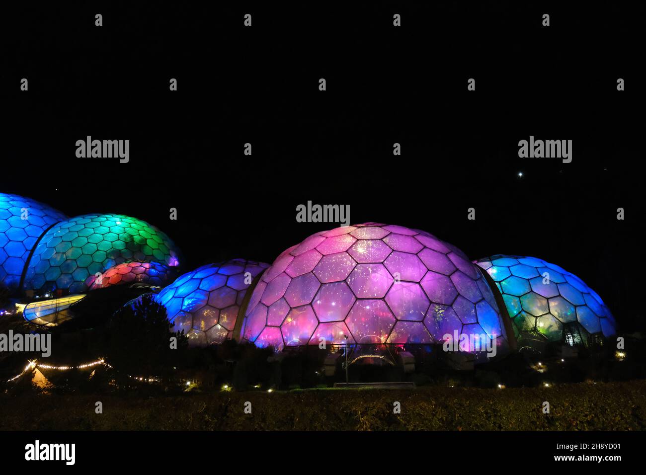 Eden Project, Cornwall, UK. 2nd December 2021. The Eden project ...