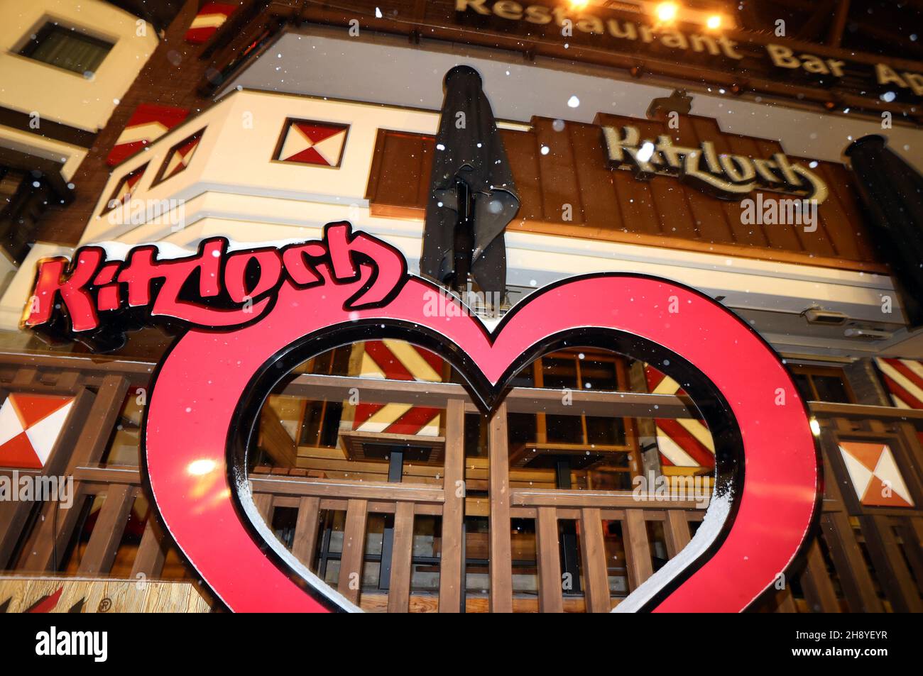 Kitzloch apres ski bar hi-res stock photography and images - Alamy