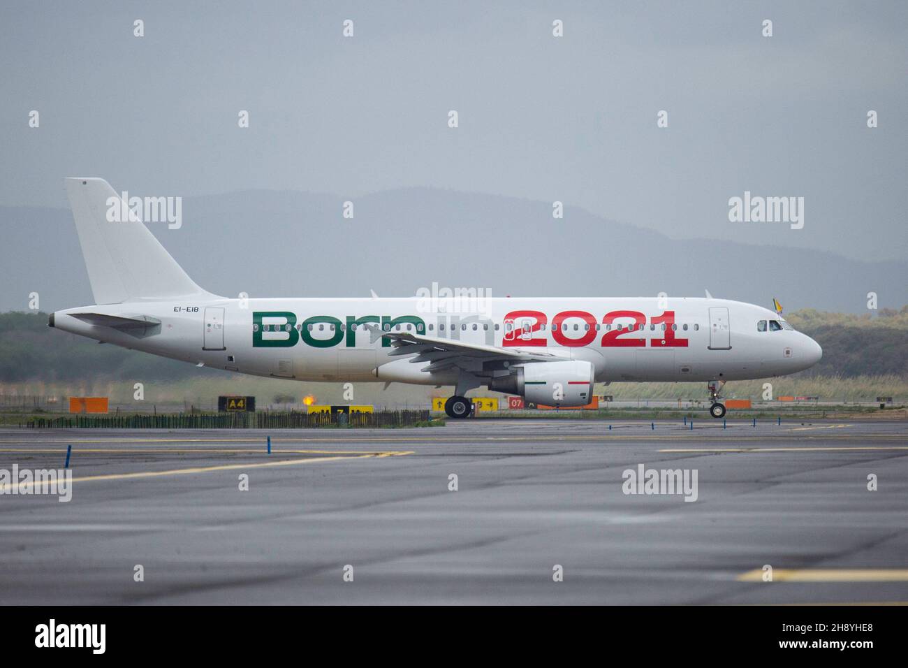 The aircraft of the new Italian airline 'ITA Airways' bears the writing ...