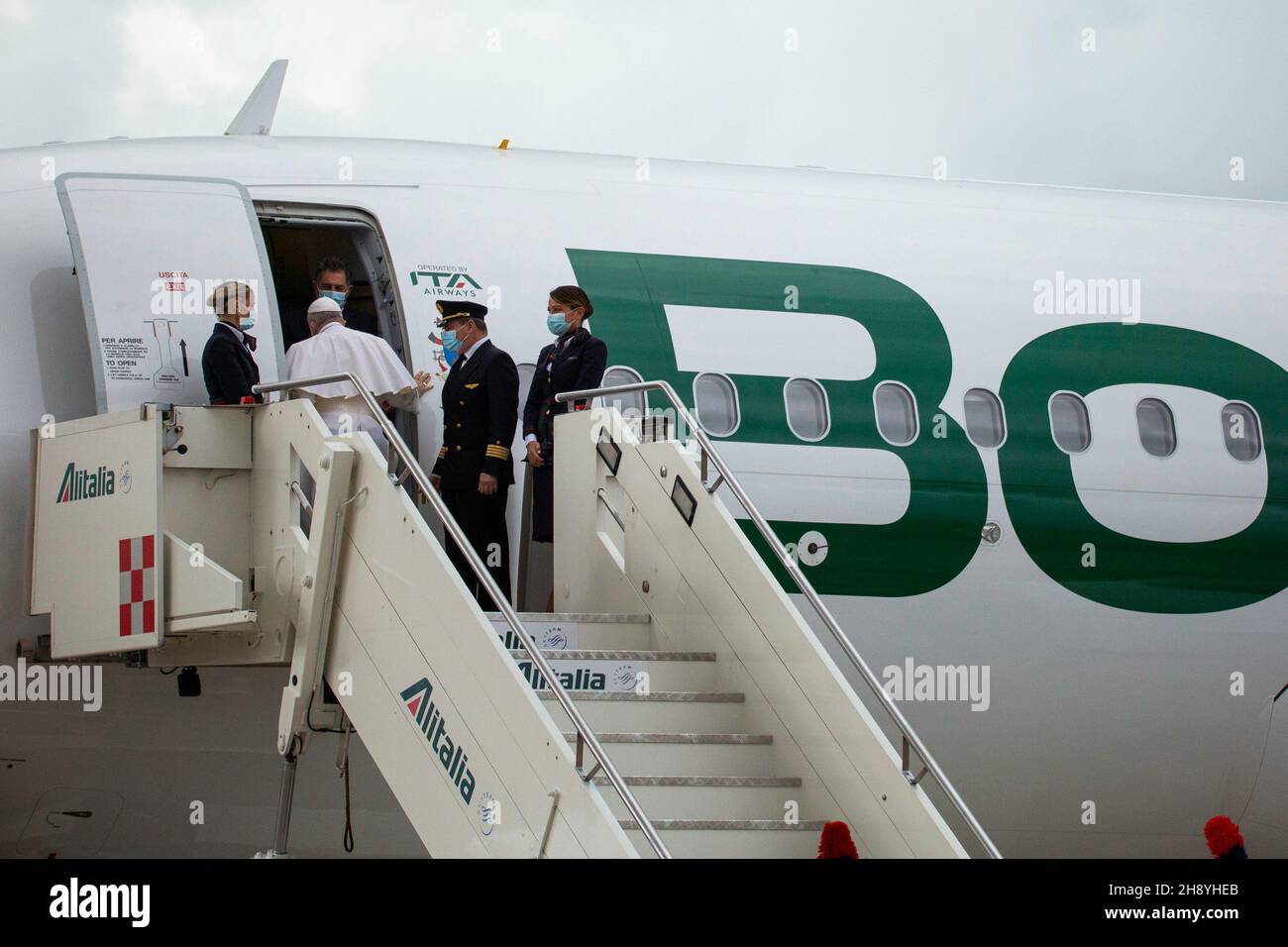 Rome, Italy. 02nd Dec, 2021. Pope Francis seen entering the ITA ...