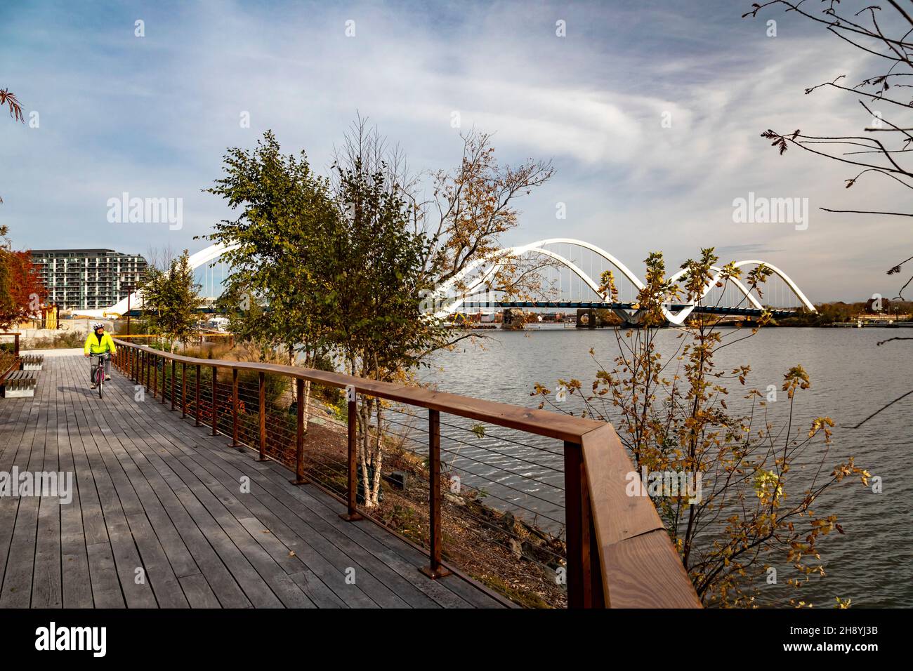 Washington, DC - The new Frederick Douglass Memorial Bridge, which ...