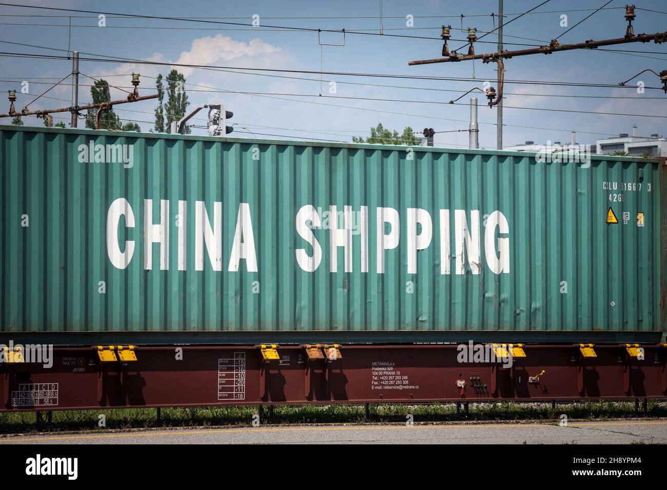 Picture of a sign with the logo of China Shipping Group on a container ...