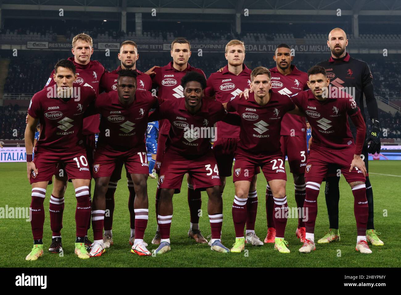 Front row 2nd r hi-res stock photography and images - Alamy