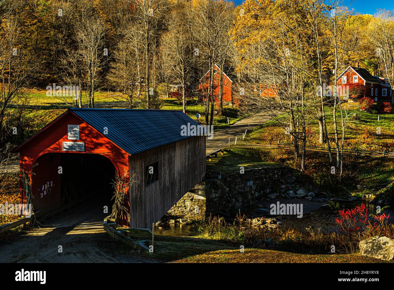 Green river covered bridge guilford hi-res stock photography and images ...