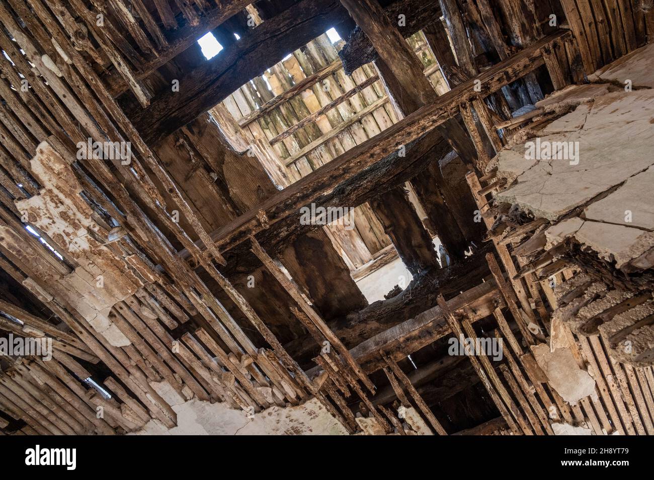 Old deteriorated roof hi-res stock photography and images - Alamy