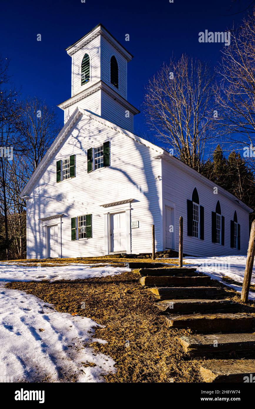 Green river covered bridge guilford hi-res stock photography and images ...