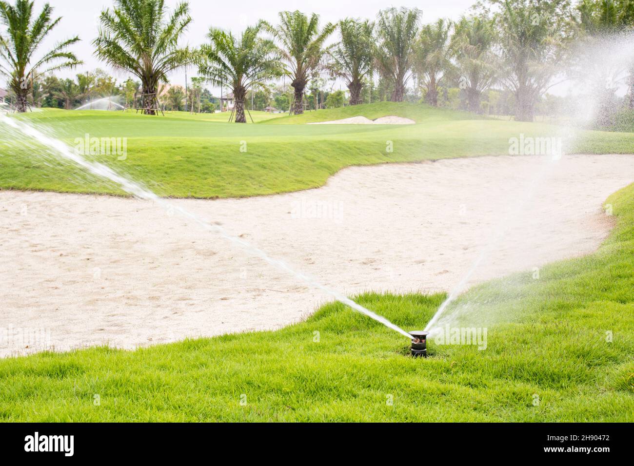 Fairway watering hi-res stock photography and images - Alamy