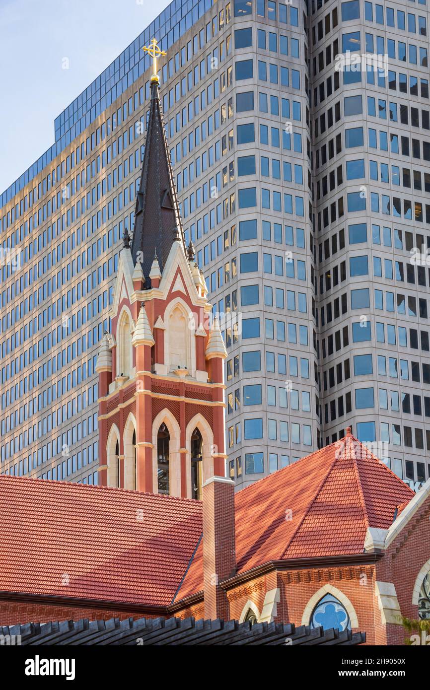 Downtown dallas church hi-res stock photography and images - Alamy
