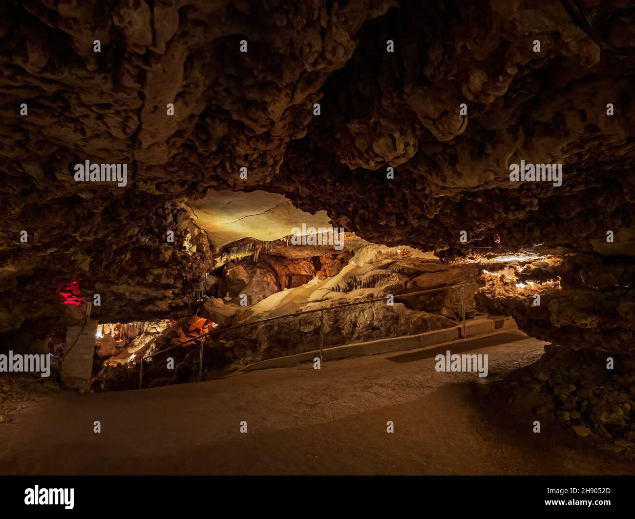 Interior view of the cave of Inner Space Cavern at Georgetown, Texas ...