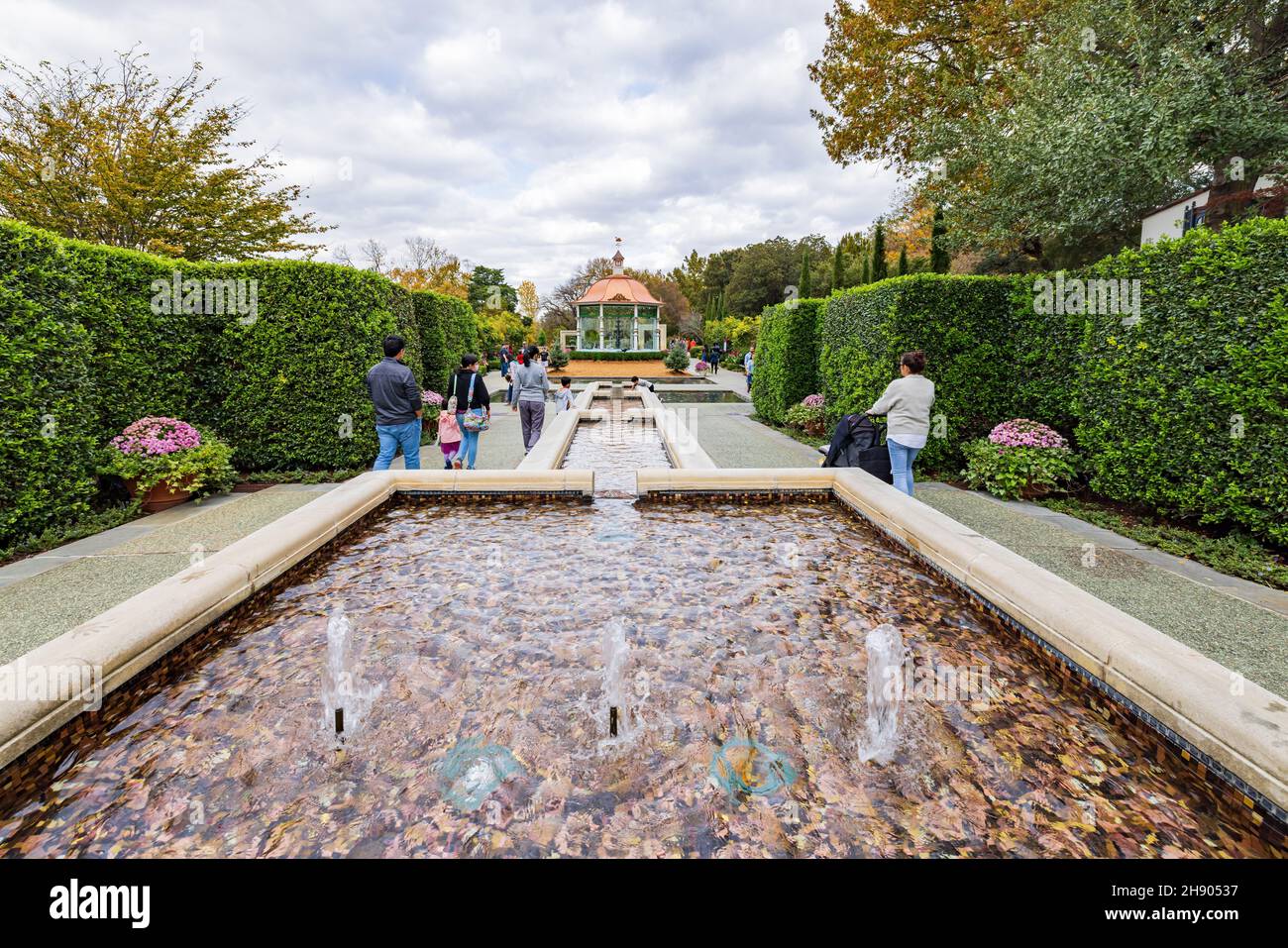 Dallas, NOV 24 2021, Overcast view of the 12 Days of Christmas ...