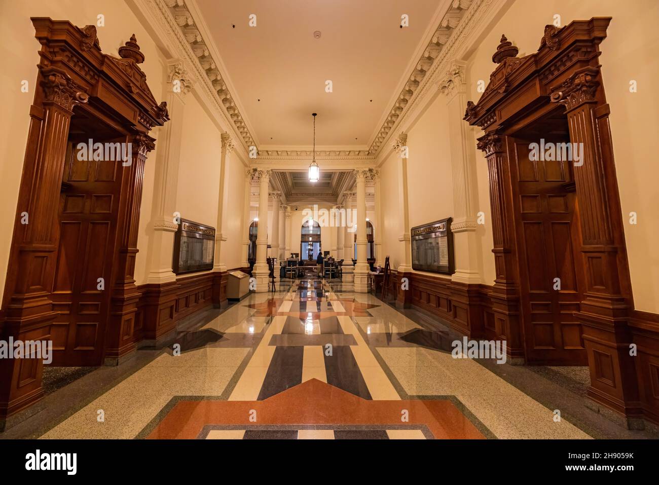 Austin capitol building 2021 hi-res stock photography and images - Alamy