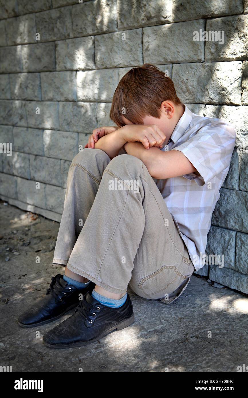 Troubled childhood hi-res stock photography and images - Alamy