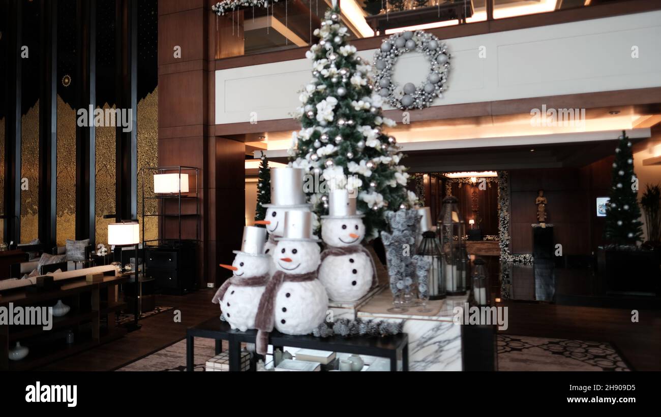 JW Marriott Hotel Bangkok Lobby Season's Greetings Christmas ...