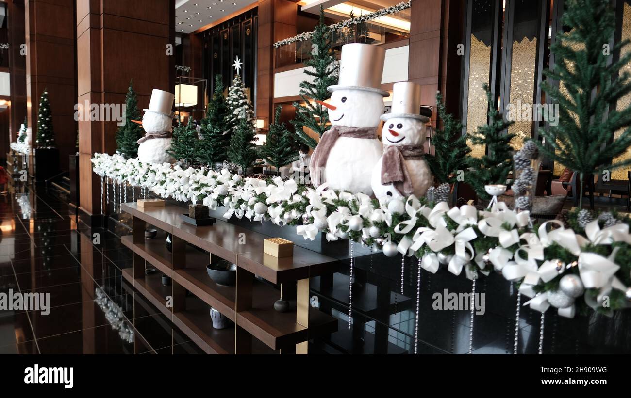 JW Marriott Hotel Bangkok Lobby Season's Greetings Christmas ...