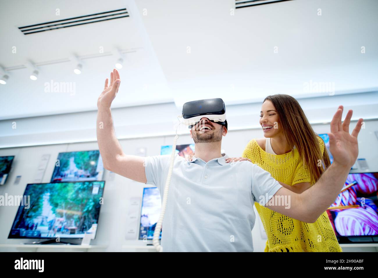360 vr mall hi-res stock photography and images - Alamy